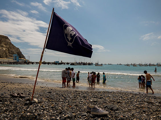 Piura 129 de campamento en Playa Yacila - Scouts del Perú